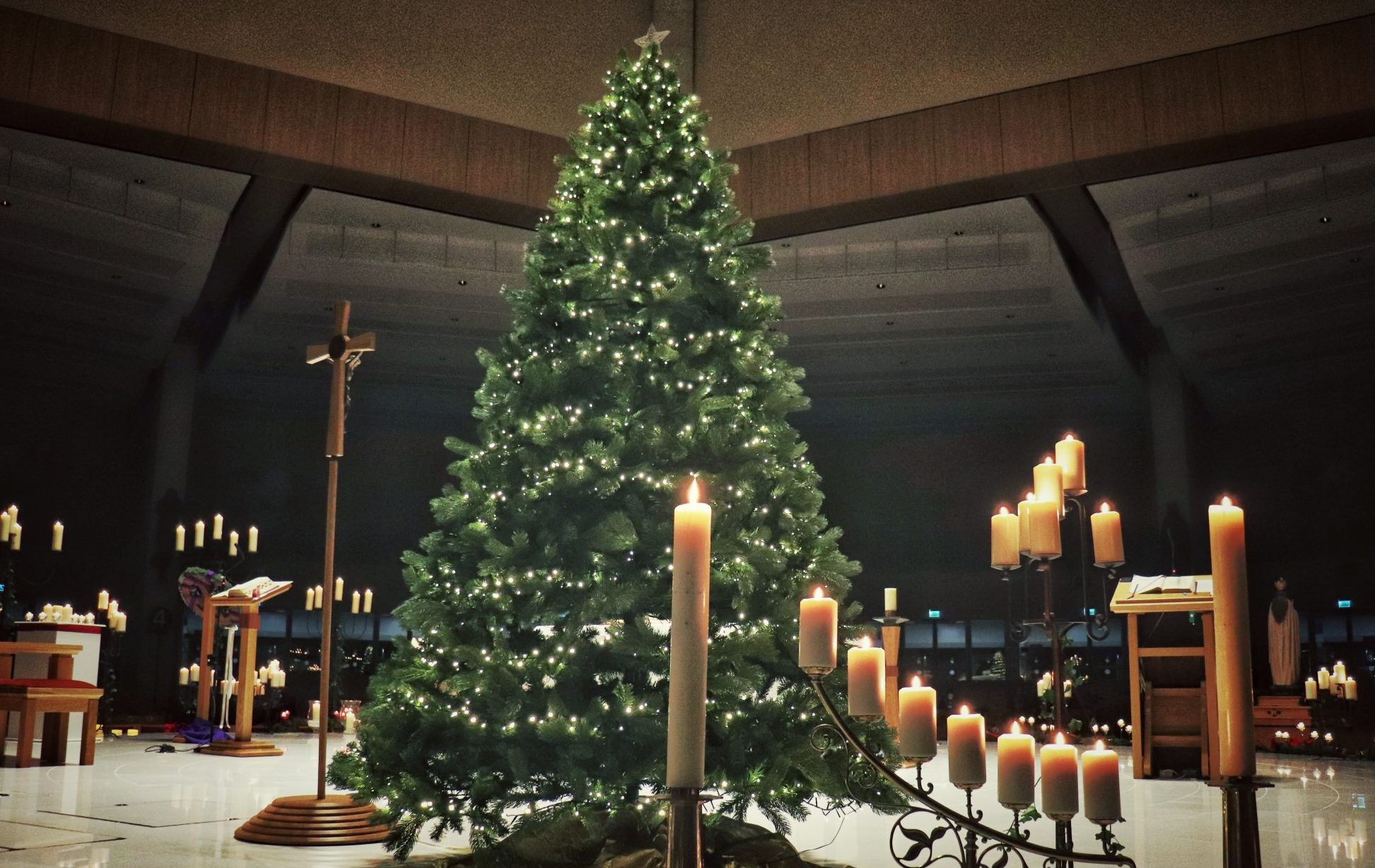 Carols By Candlelight: Sun 18th December | Knock Shrine